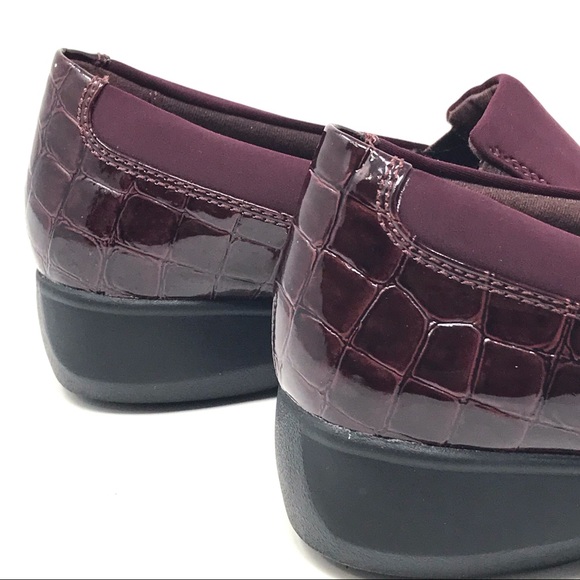 Clarks | Shoes | Clarks Wine Croc Embossed Leather Loafer | Poshmark